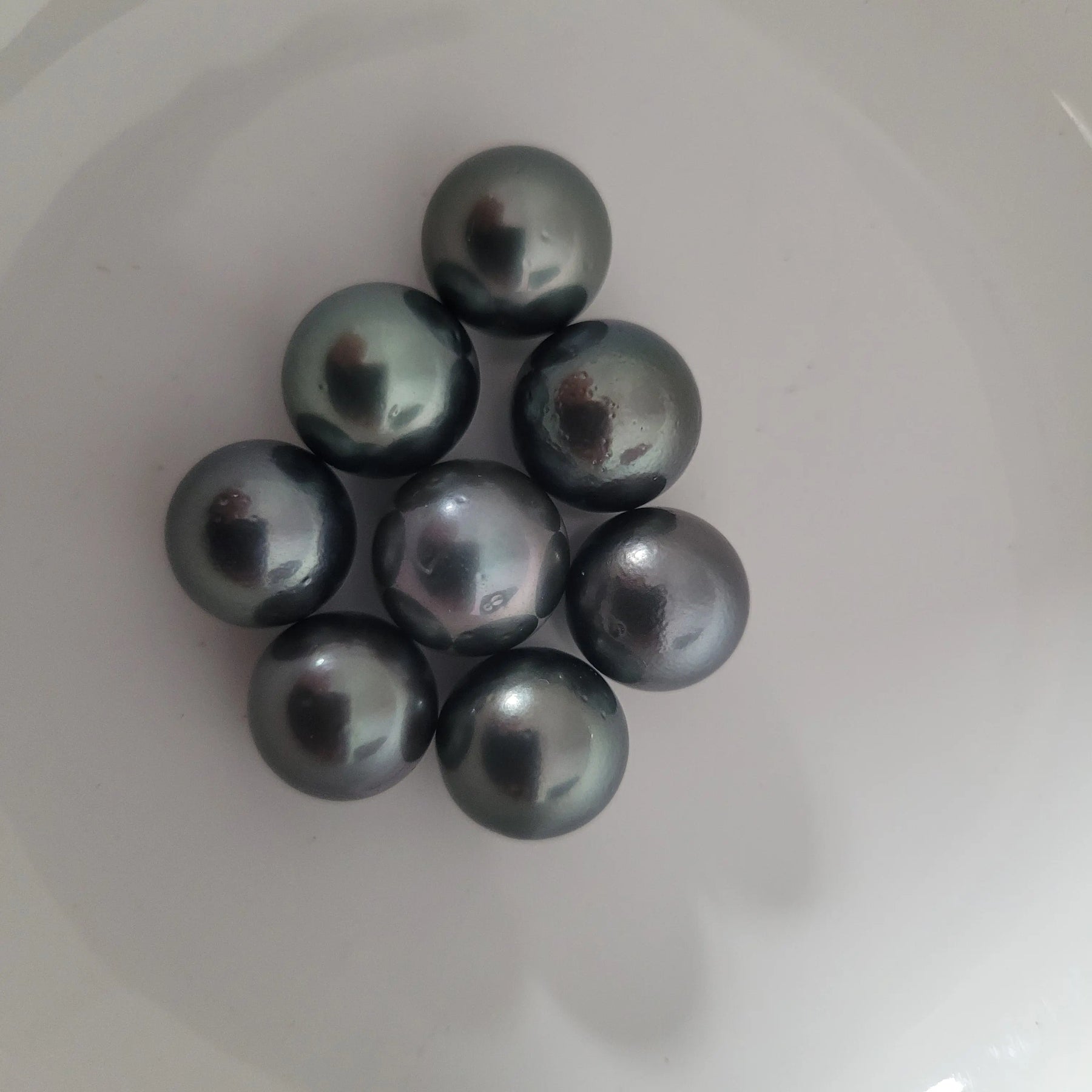 Tahiti Pearls 12-13 mm Round Dark Natural Color